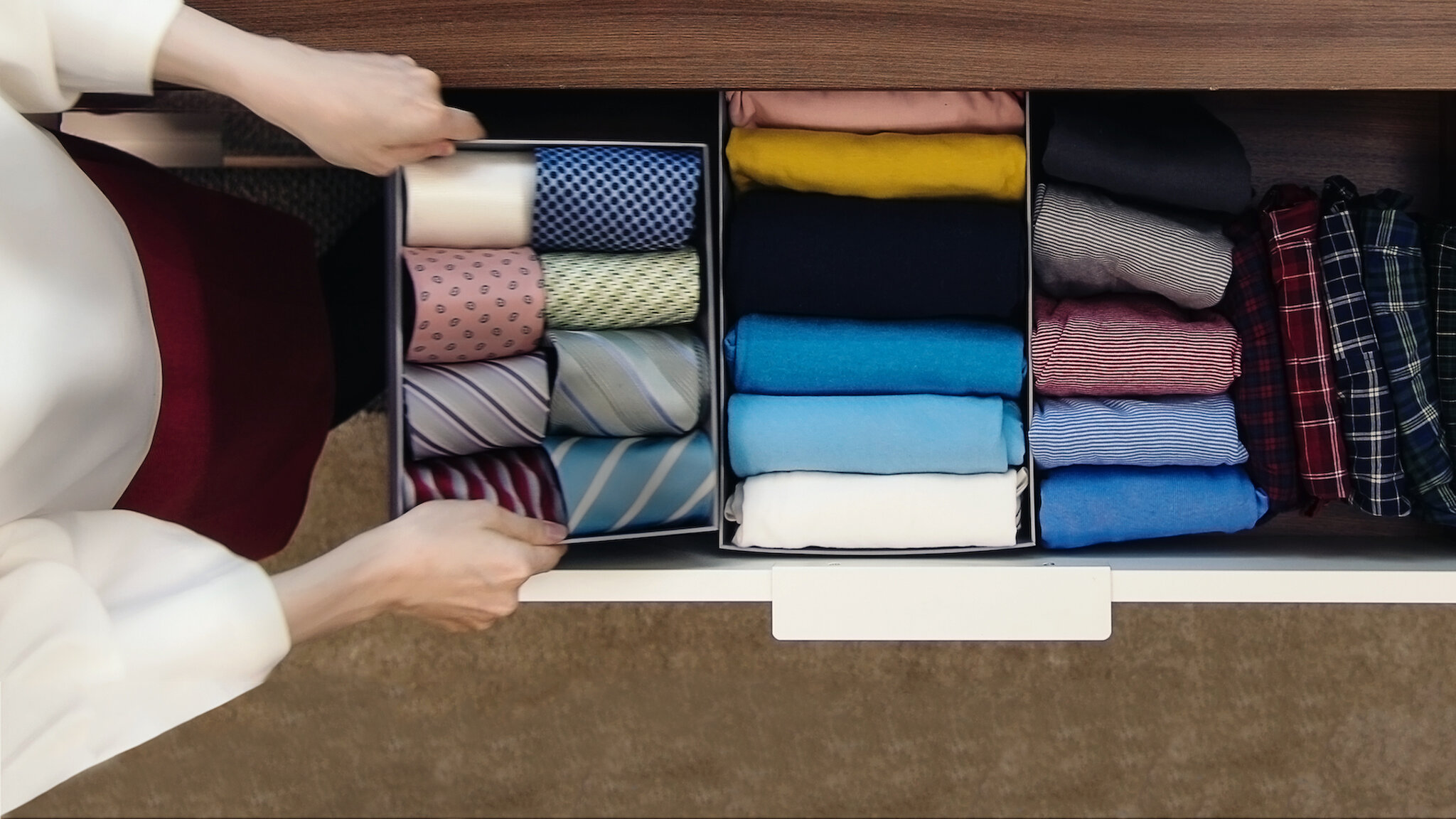Watch Tidying Up with Marie Kondo | Netflix Official Site