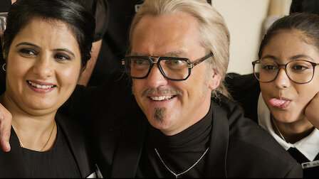 Watch Lunatics | Netflix Official Site